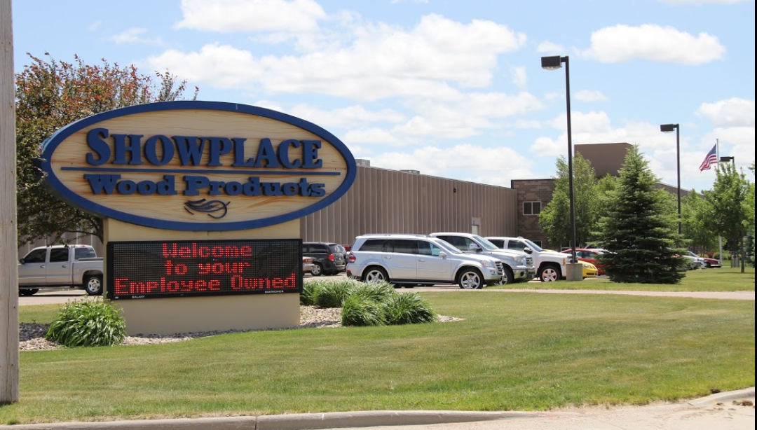 Home & Cabinets - Showplace Cabinetry Reviews: What Are Customers Saying